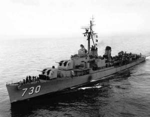 USS Collett, DD-730, first American ship in Tokyo Bay day Japanese ...
