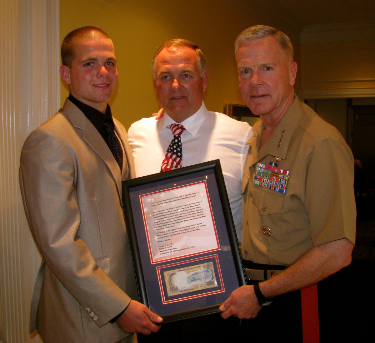 Randy Smith and son present Marine Corps Commandant with Vietnam ...
