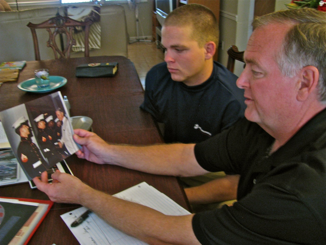 Randy Smith and son present Marine Corps Commandant with Vietnam ...