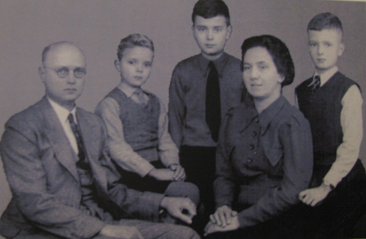 He survived a Japanese concentration camp at 10 – Robert Rienstra lived ...