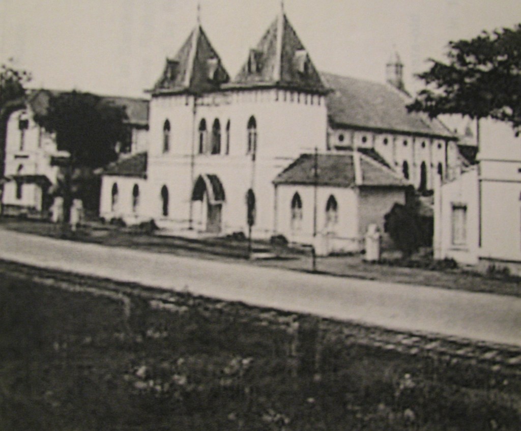 He survived a Japanese concentration camp at 10 – Robert Rienstra lived ...