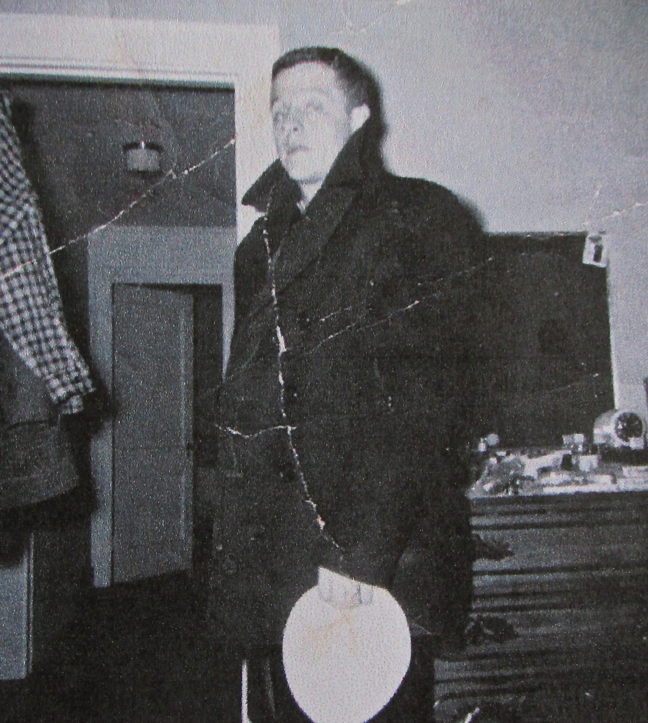 Ed Jensen recalls crews aboard destroyer USS Caperton as high point of ...