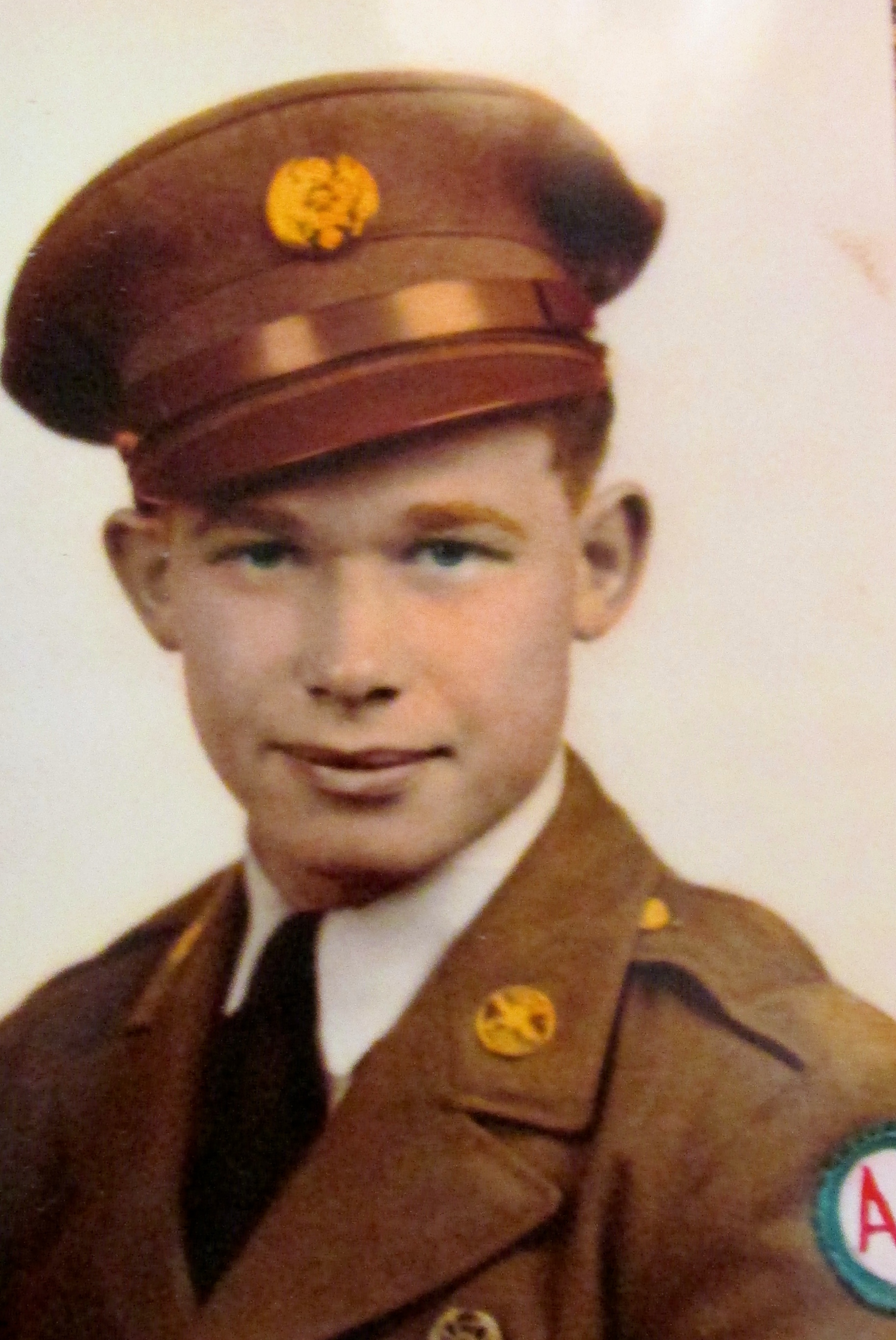 Pfc. Joe Lukasek was cannoneer with 124th Anti-Aircraft Battalion that ...